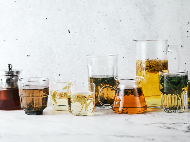 Caffeine-free tea and its differences to regular tea – Plukt